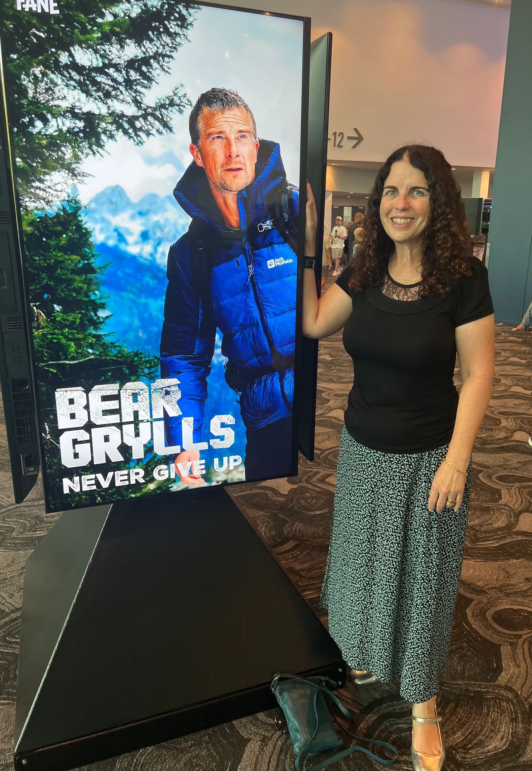 Bear Grylls - Never Give Up